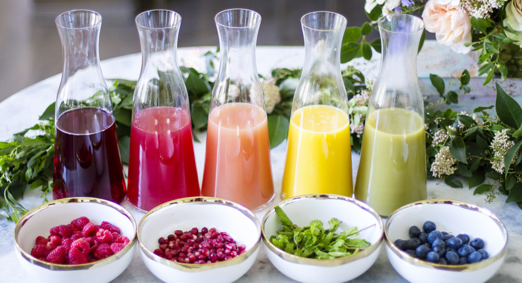 3 Easy Steps to Create the Prettiest DIY Mimosa Bar - Carrie Colbert